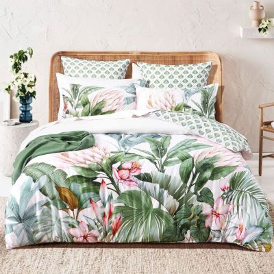 Renee Taylor 300 Thread Count Gardenia Cotton Quilt Cover Set